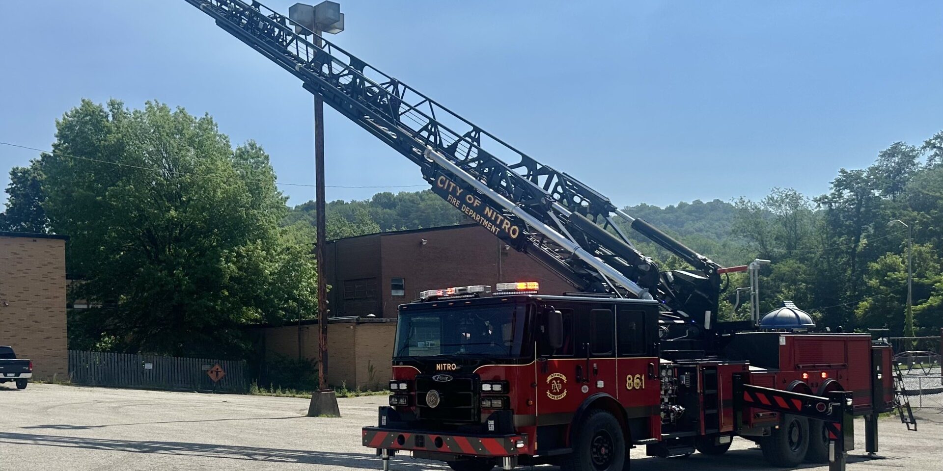 New 100-foot ladder truck arrives at Nitro FD – WCHS Network | News ...